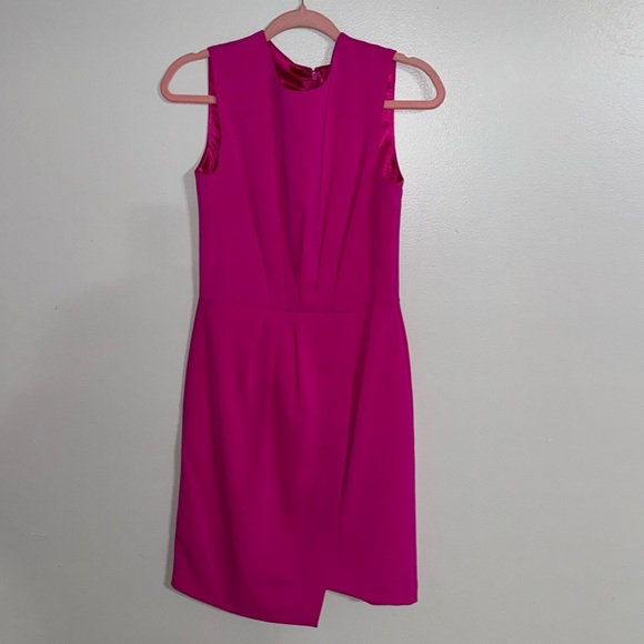 Alex Marie | Dresses | Alex Marie Fuchsia Sleeveless Pleated Detail ...